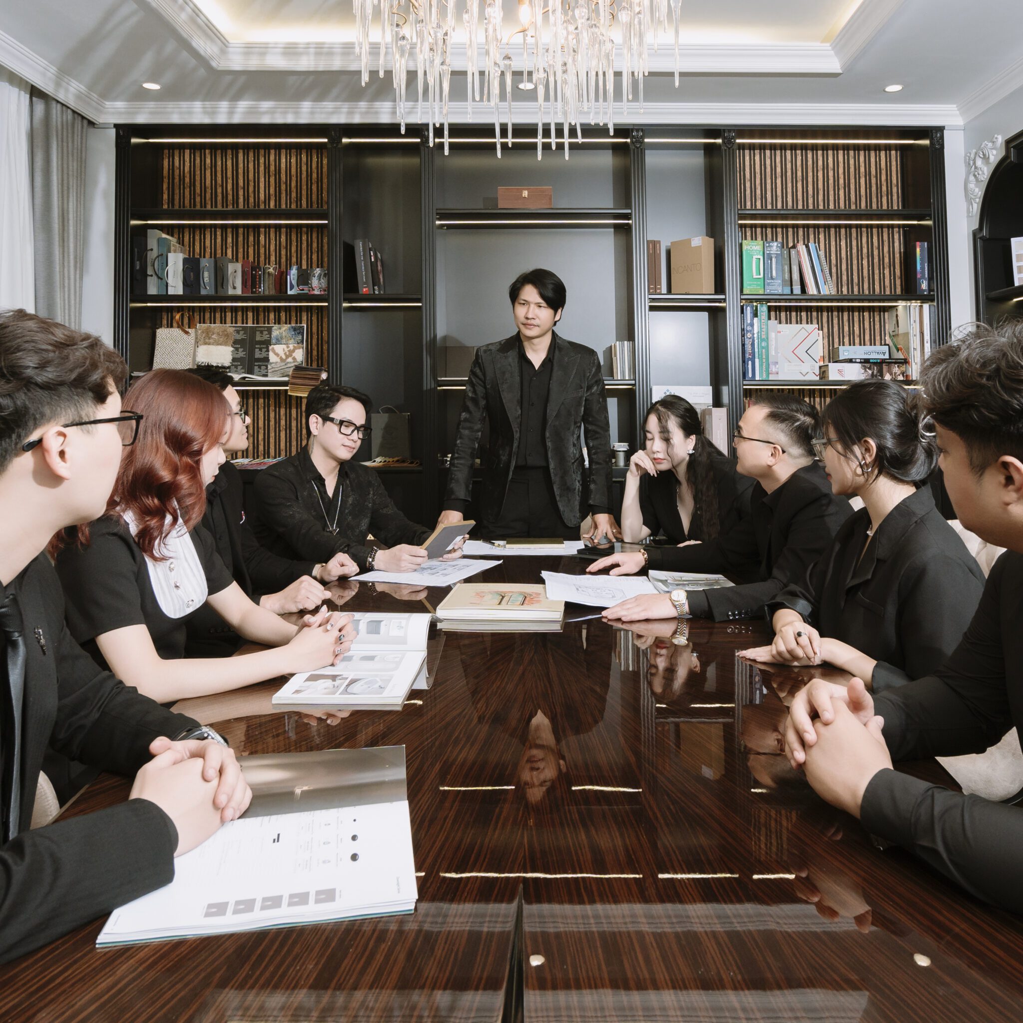 Trang chủ - Shang House